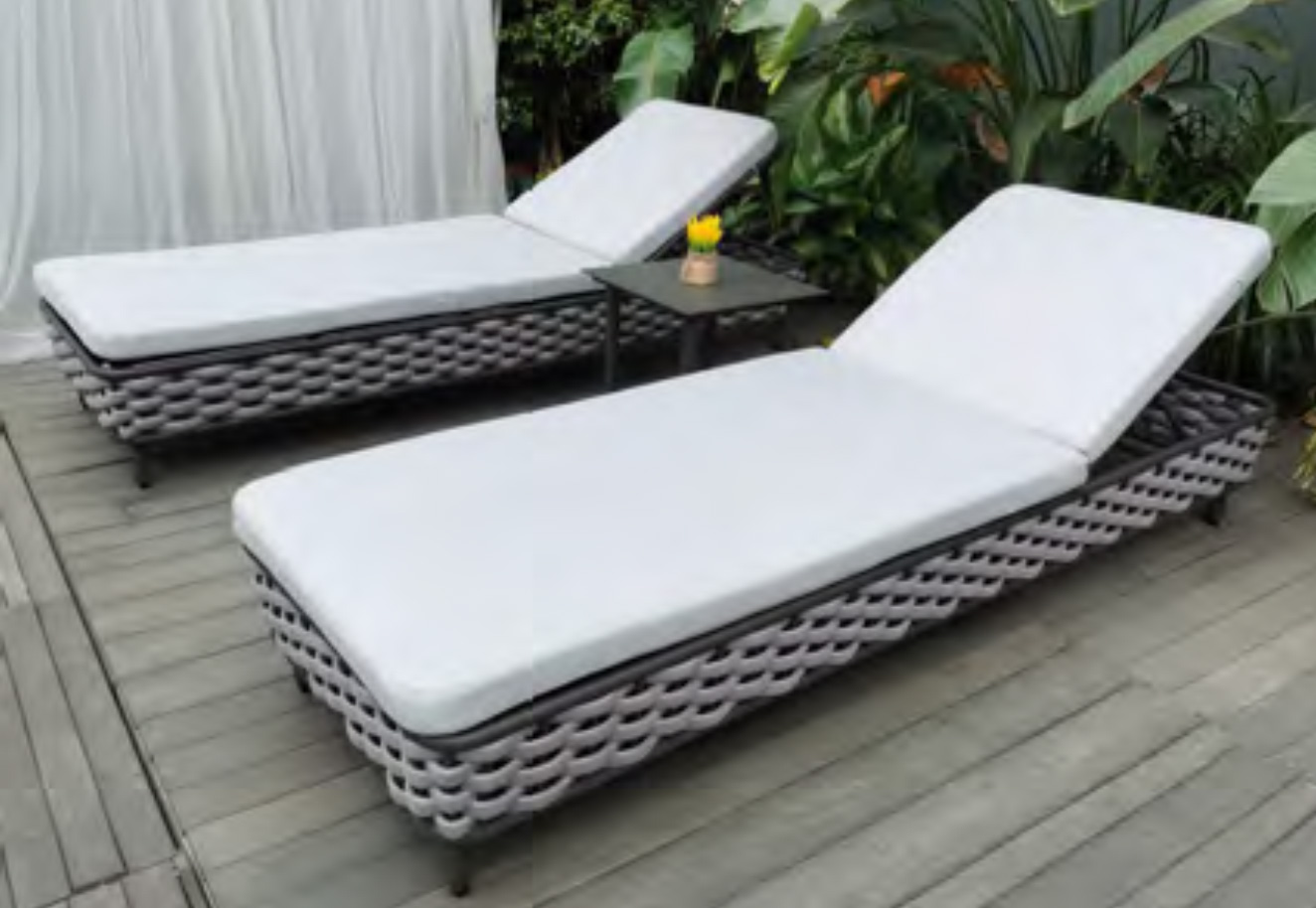 Modern Outdoor Sun Lounger | Elegant Hotel Furniture